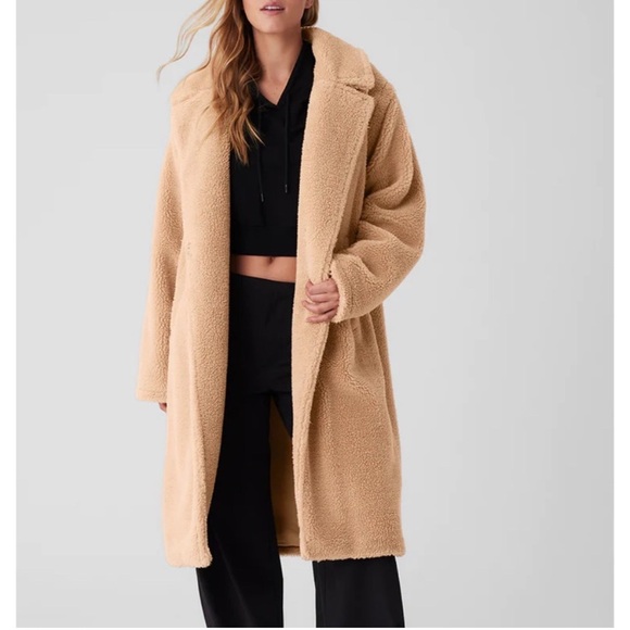 ALO Yoga | Jackets & Coats | Alo Oversized Sherpa Teddie Trench | Poshmark
